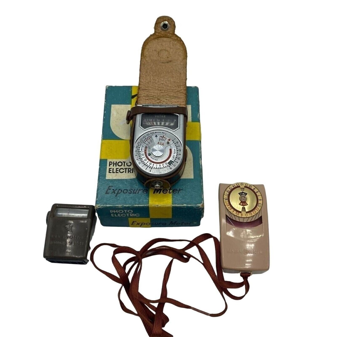 3 Vintage Exposure Meter Polarois in Box and Manual, GE and Bell ...