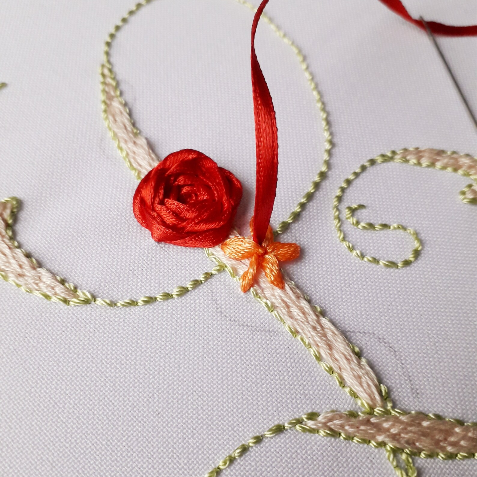 Letter L Pdf Hand Embroidery of Floral Alphabet, Monogram Pattern DIY ...