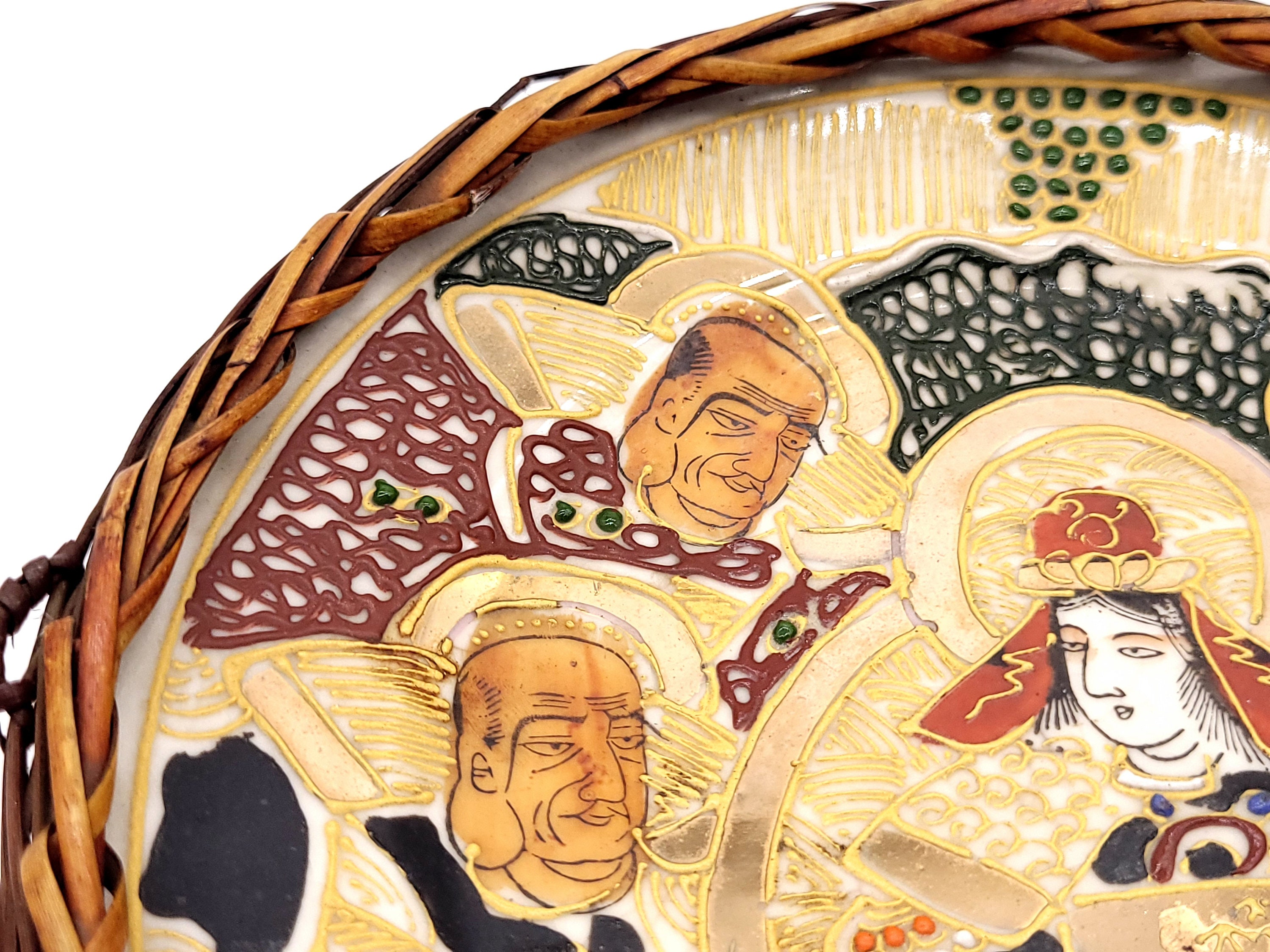 Japanese Satsuma Plate, Empress and Her Advisors, Hand-painted ...