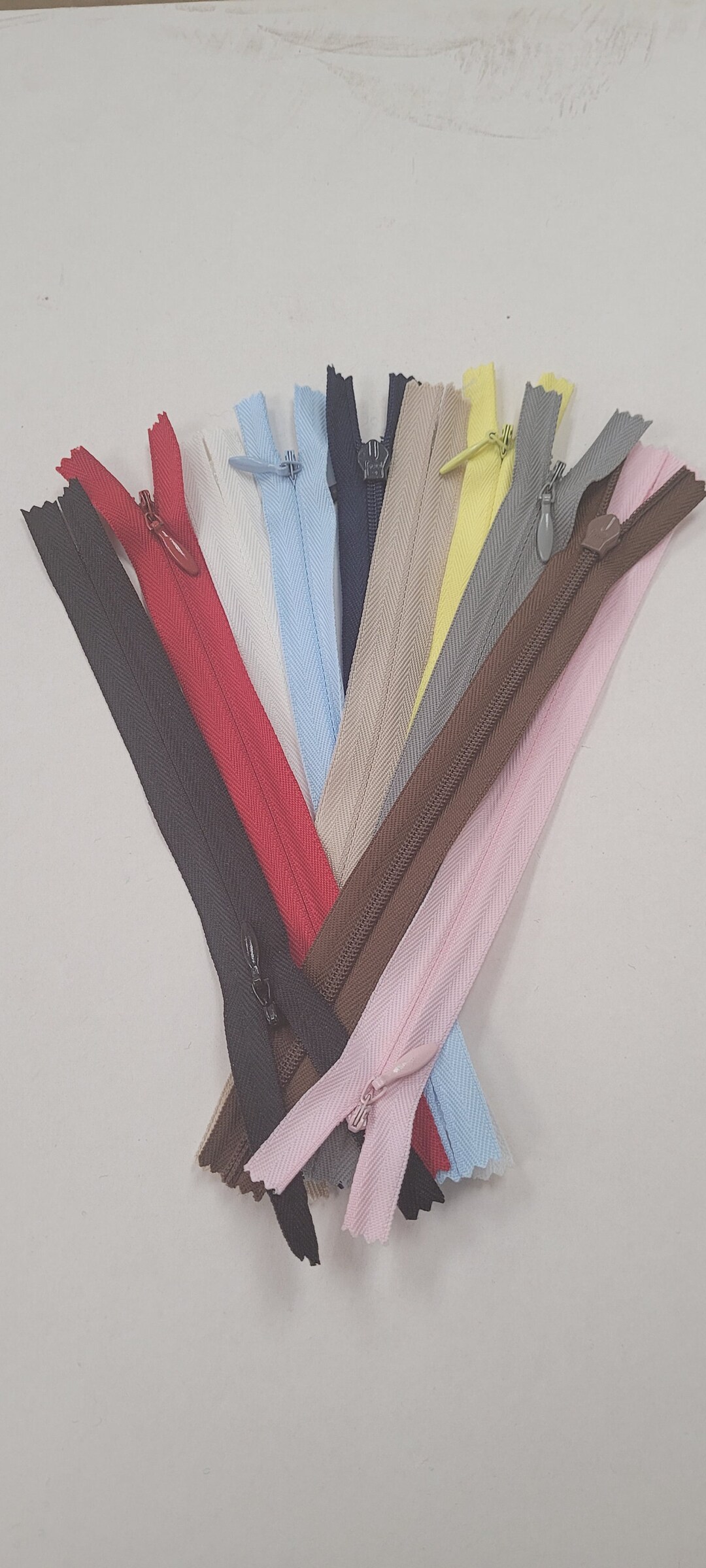 YKK® 7" Unique, Concealed Zipper for Invisible Closure. Made in the USA ...