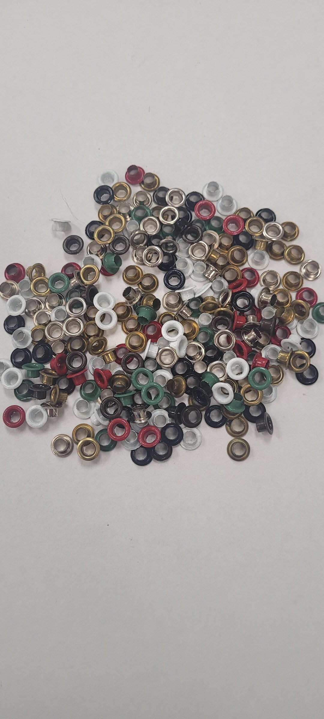 200 Eyelet Refills, Assorted Colors. Size-1/8" (3mm) - Etsy