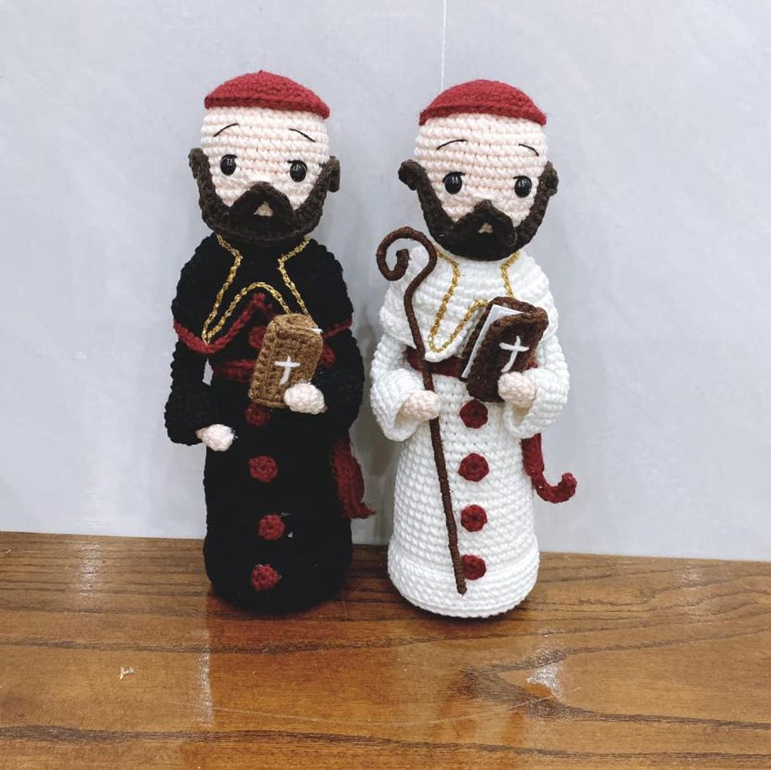 Handmade Crochet Pope, Priest, and Cardinal Figures - Etsy