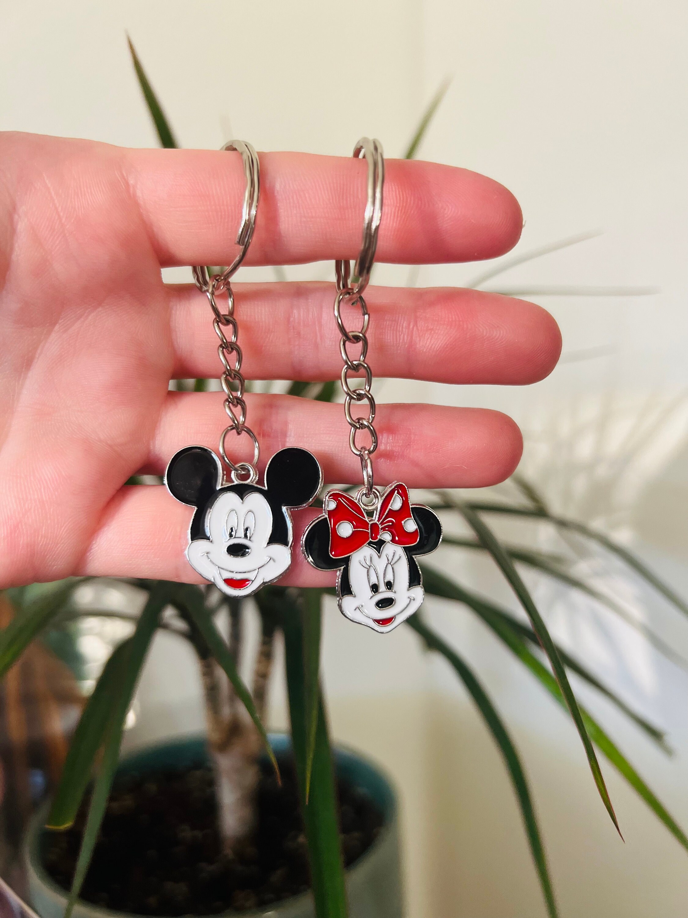 Disney Keychain | Mickey and Minnie Keychain | Great Gift for Disney ...