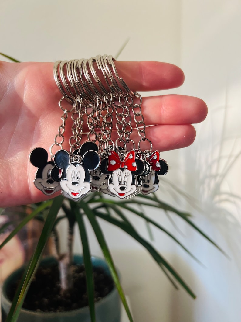 Disney Keychain | Mickey and Minnie Keychain | Great Gift for Disney ...
