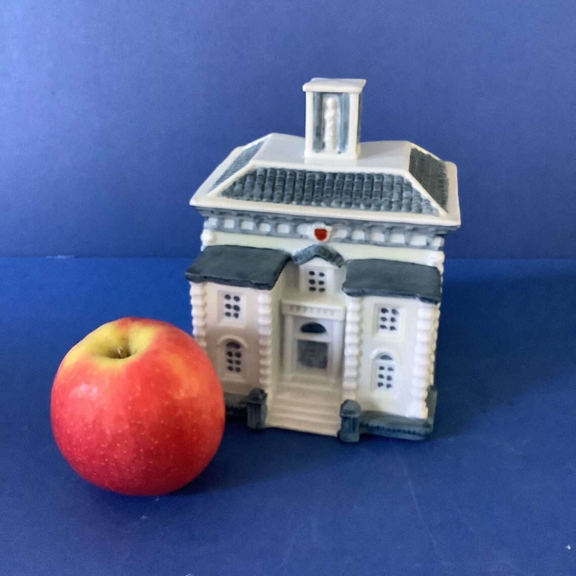 Delft Dutch Porcelain House Money Box of the Bank of Breukelen - Etsy