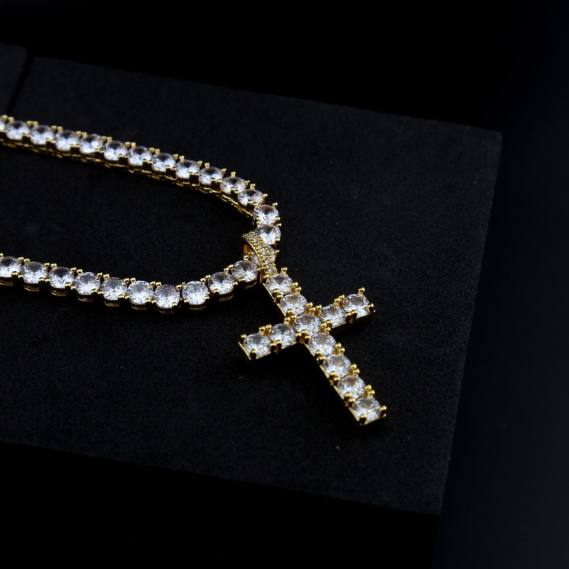 Iced Diamond Cross Pendant Necklace With Diamond Tennis Chain | Men's ...