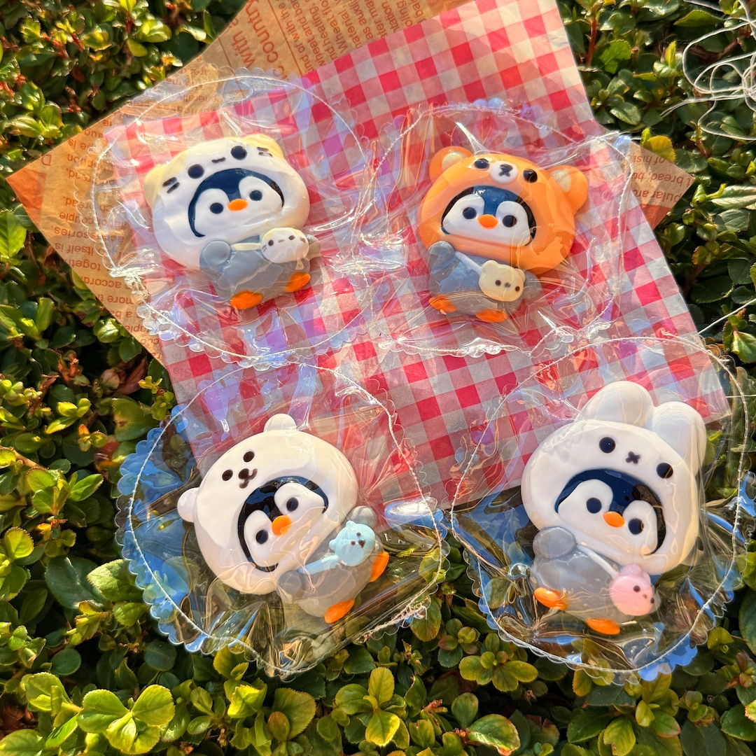 Penguin Taba Squishy Toy Keychain | Soft Slow Rising Silicone Squishy ...