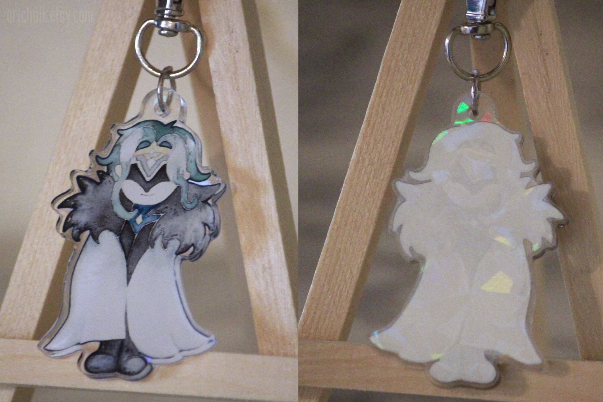 Genshin Impact Dottore Goodies Bundle: Round Acrylic Keychain, Button ...