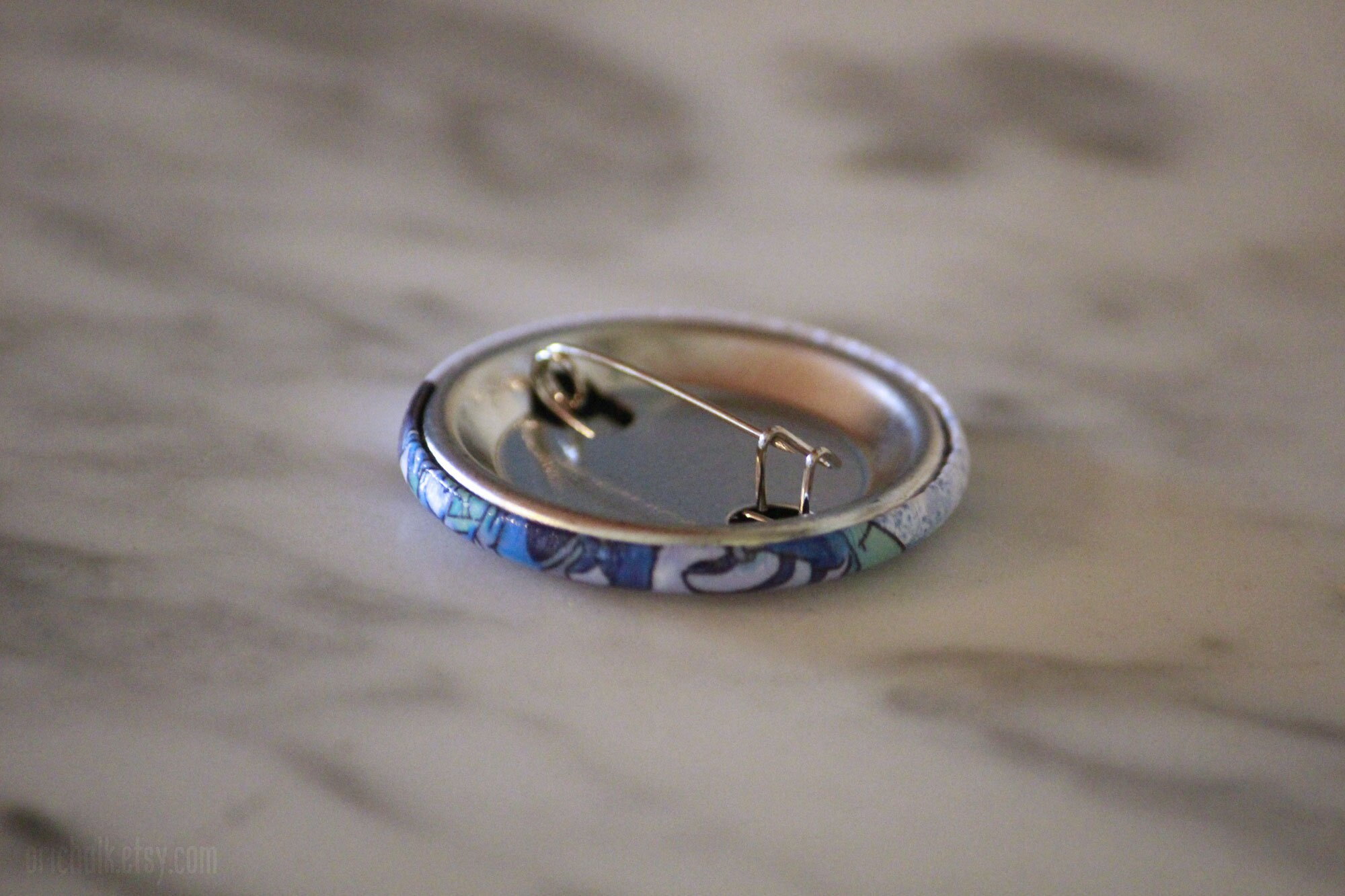 Genshin Impact Dottore Goodies Bundle: Round Acrylic Keychain, Button ...