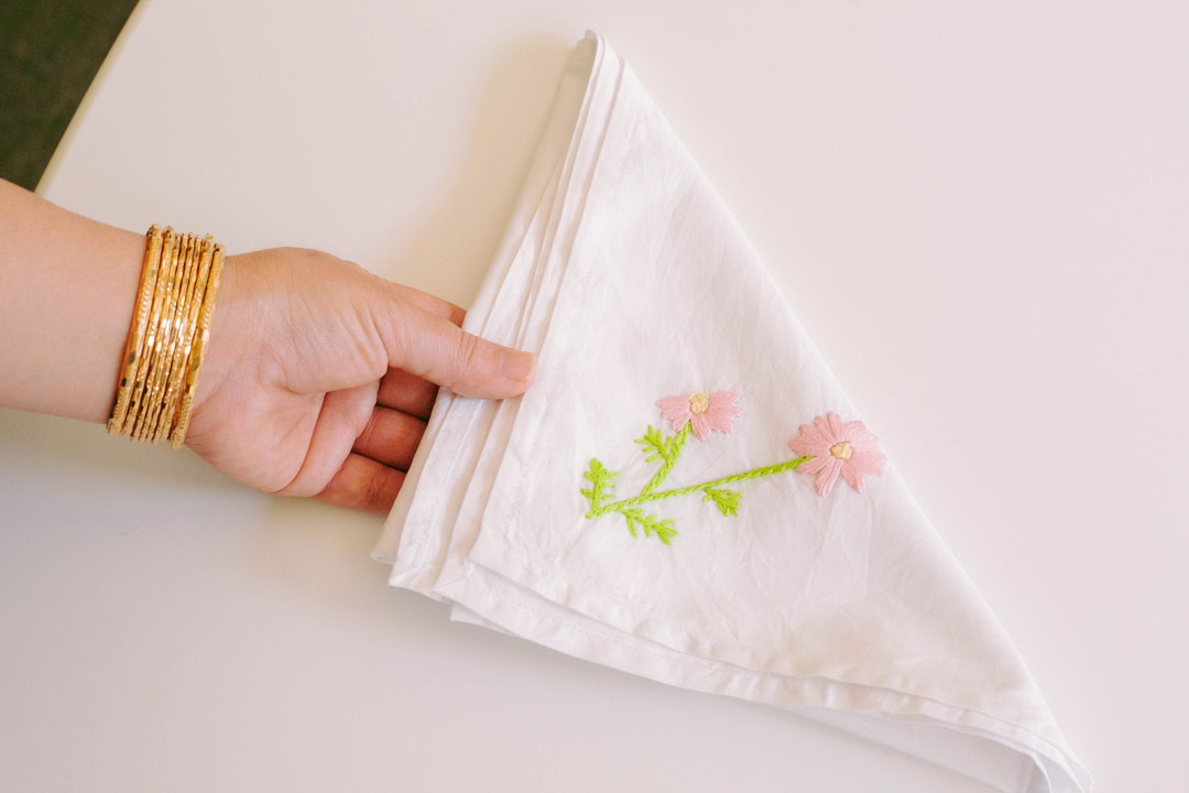 Hand Embroidered Napkins (set of 2) - Etsy