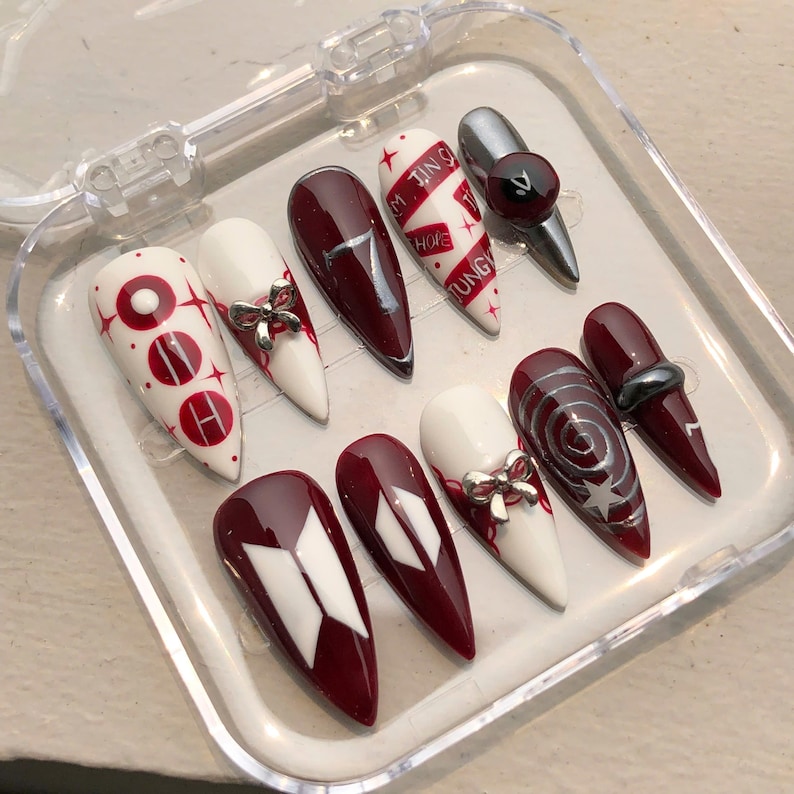 Kpop Idol Comeback Nails 2026, Red Chrome White Mix, 3D Gel Star Stage ...
