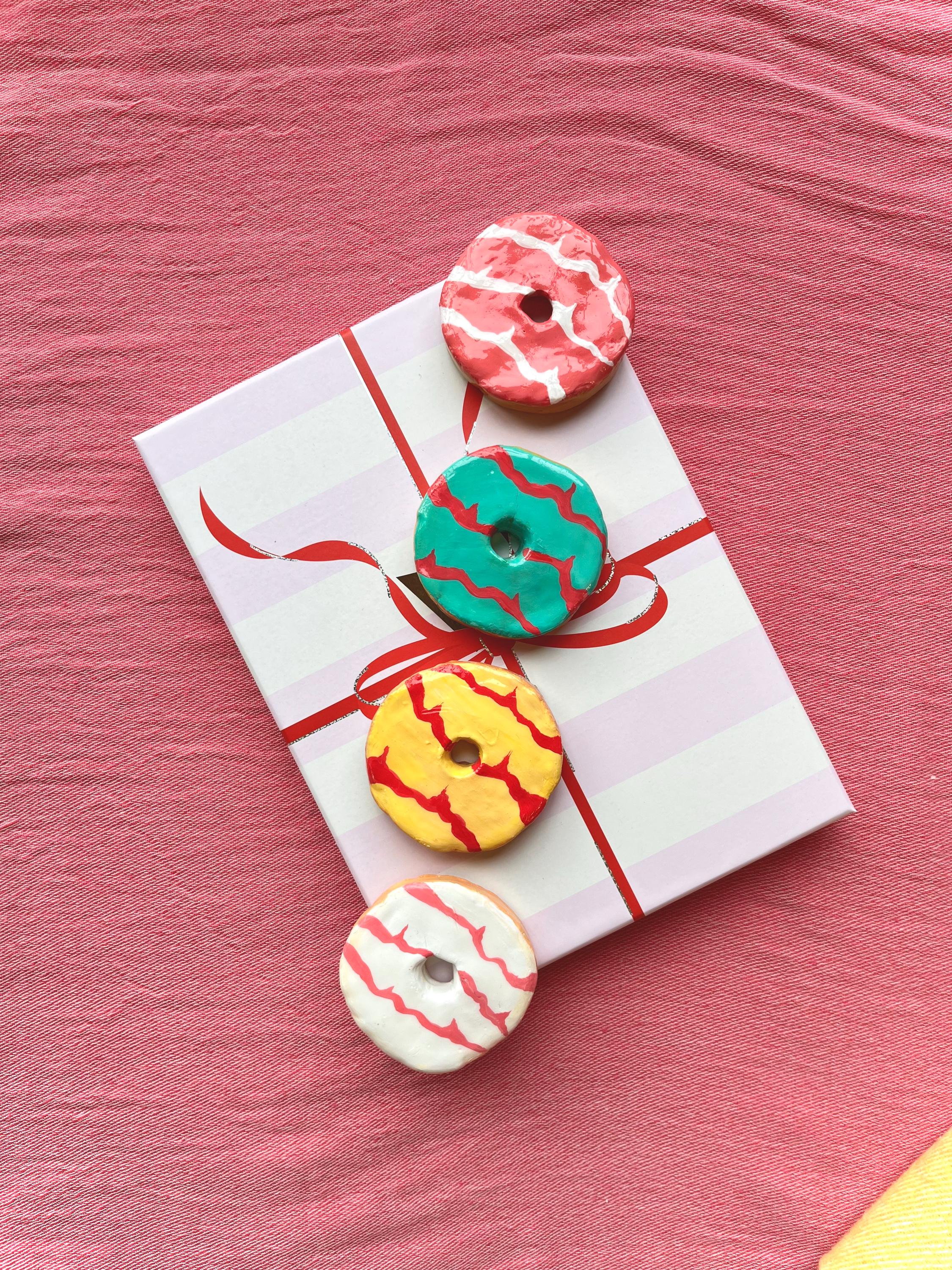 HANDMADE Pottery Clay Party Ring Biscuit Coasters Gift Present Hand ...