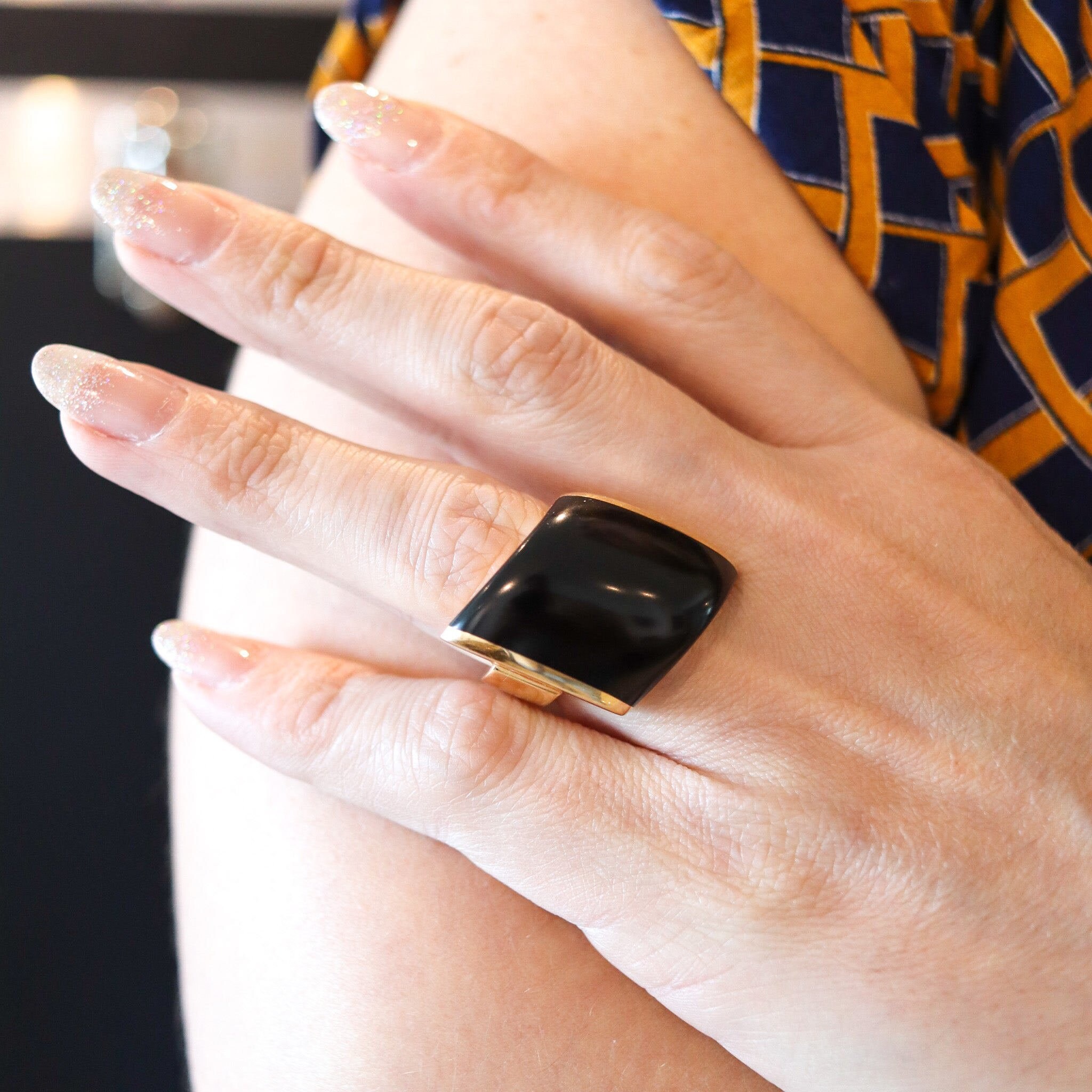 Vhernier Milano Large Sculptural Fibula Cocktail Ring in Solid 18kt ...