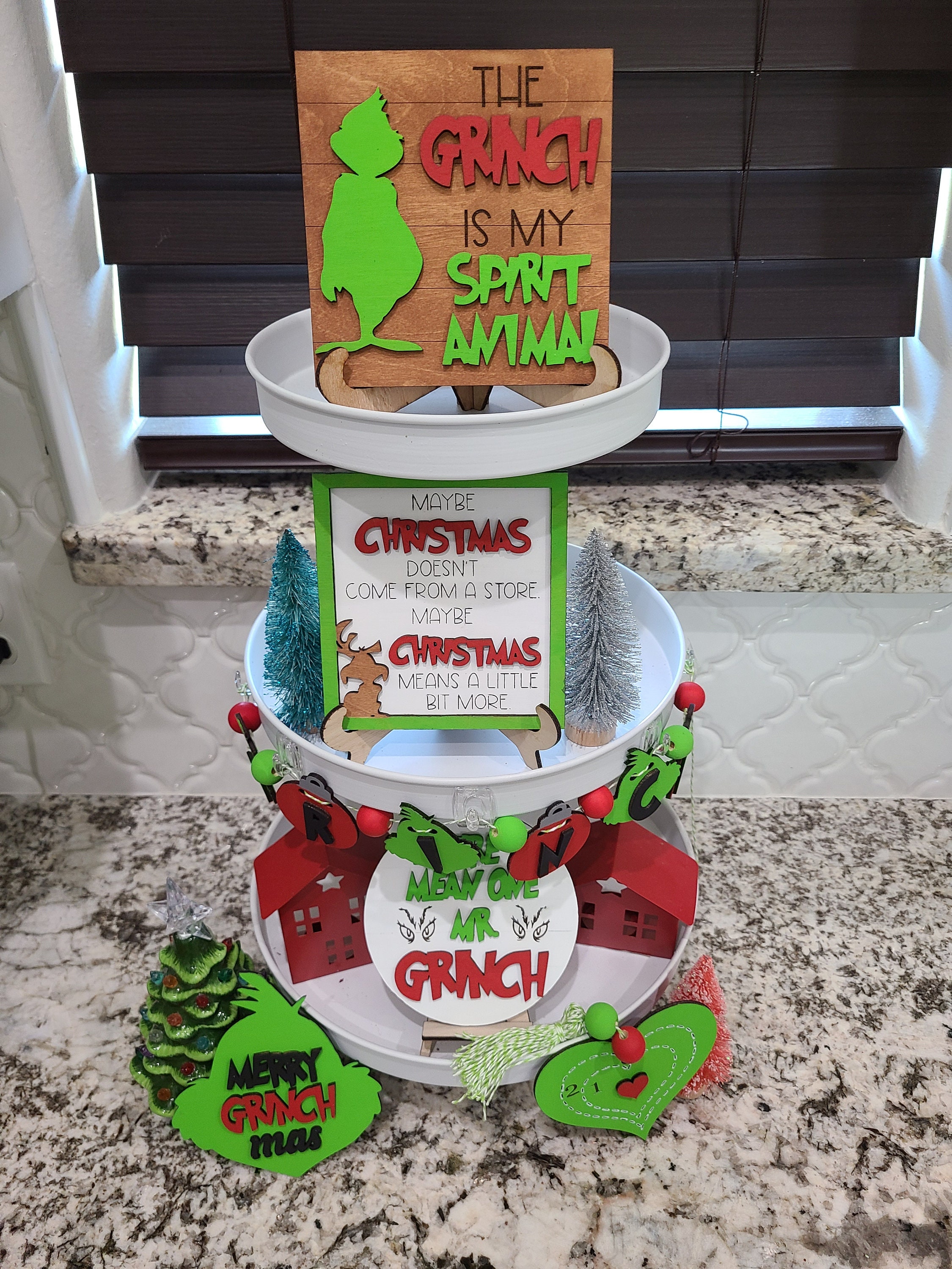 Grinch Tier Tray Decor - Etsy