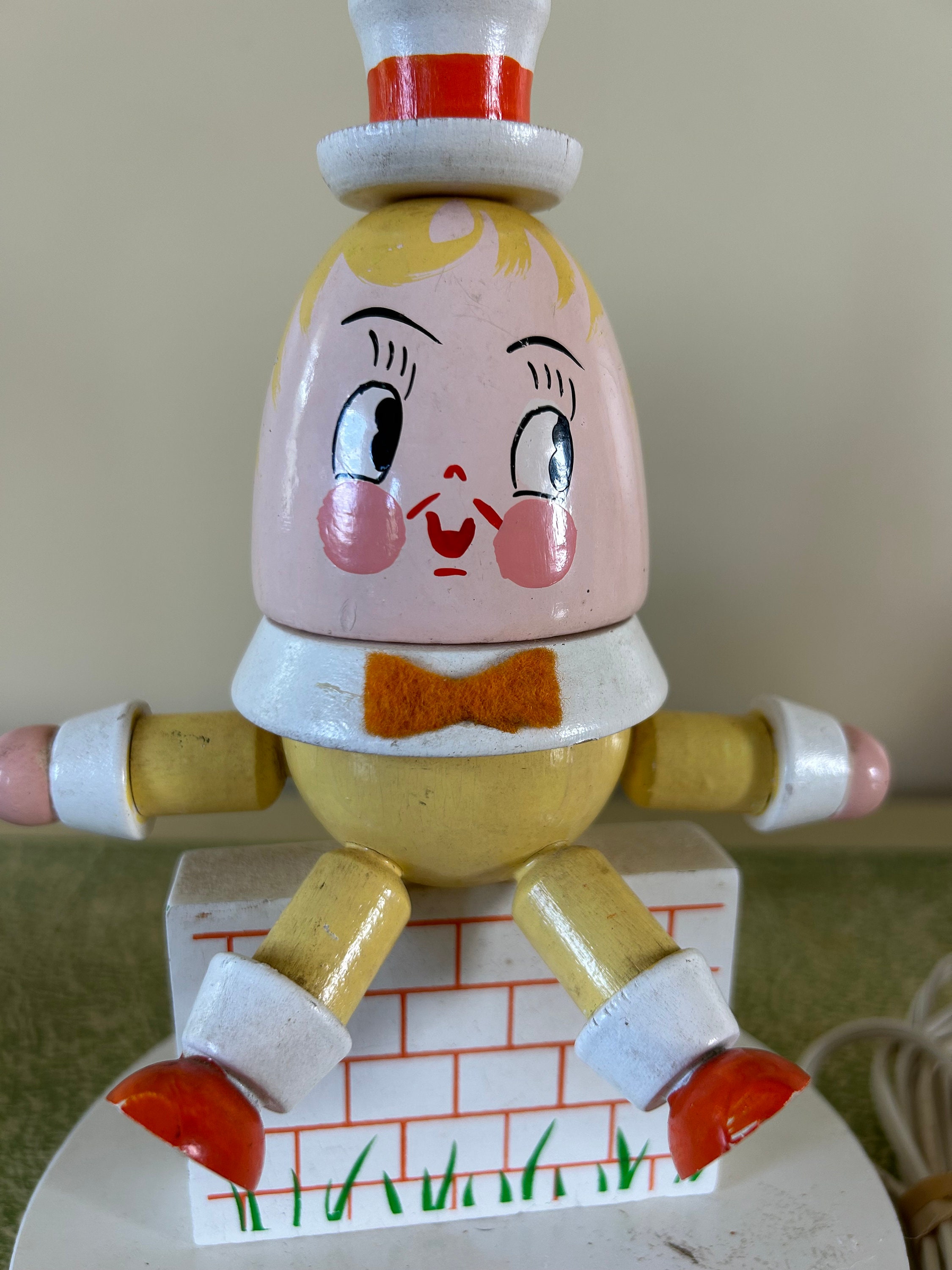 1980 Humpty Dumpty Nursery Rhyme Table Lamp (#90) - Etsy