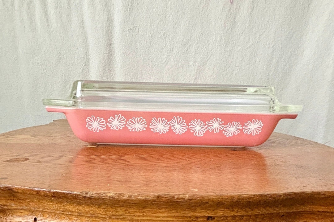 Pyrex Pink Daisy 548 B 1.25 Qt High Lidded Casserole, Space Saver - Etsy