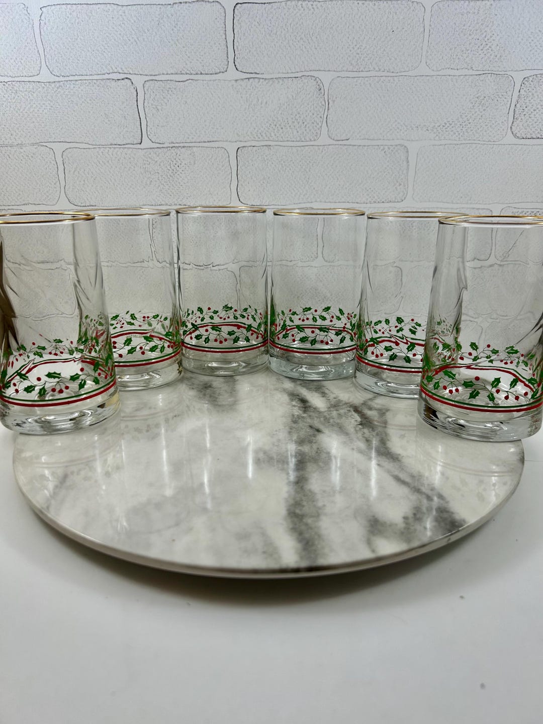 Vintage Libbey Arby's Christmas Glasses Holly Berry Christmas ...