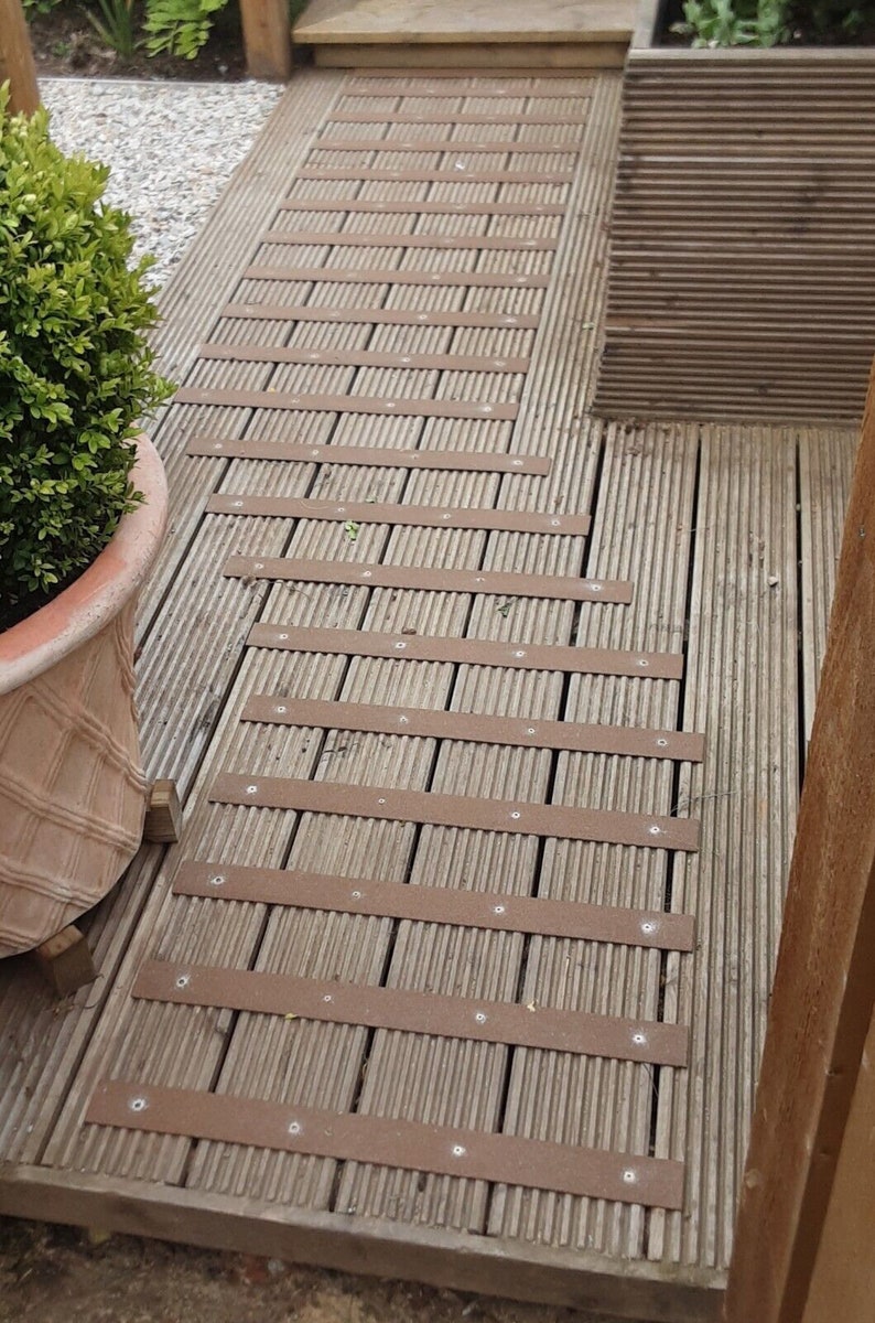 Anti Slip Strips for Ramps, Decking, Stairs, Garden, Jettys - All SIZES ...
