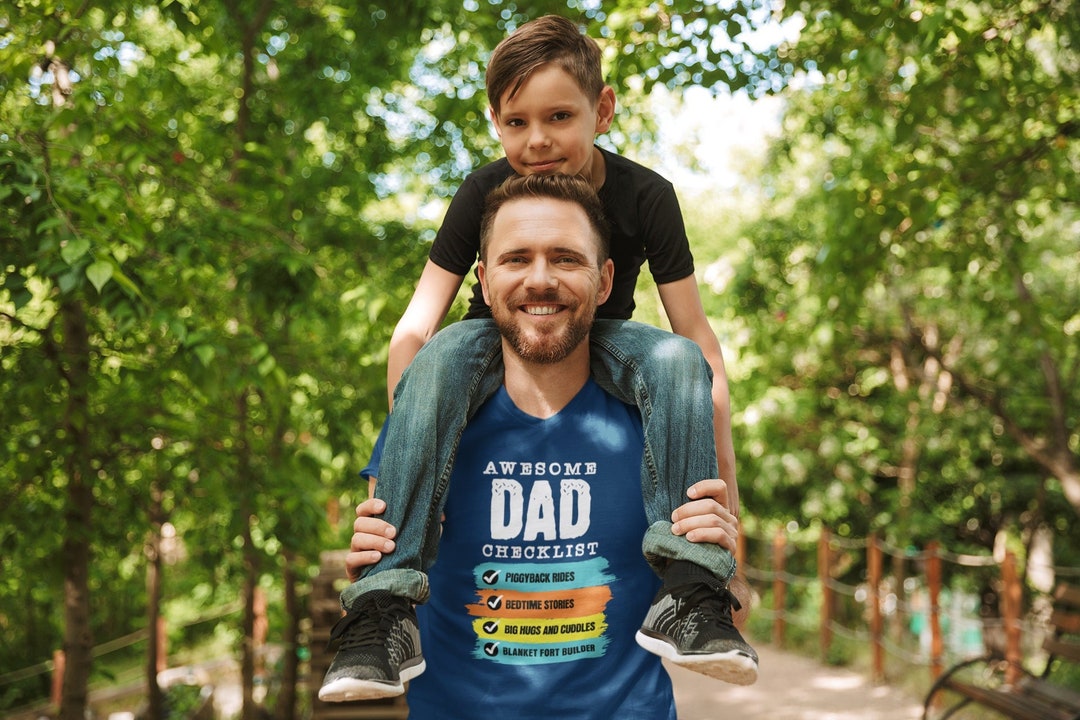 Awesome DAD Checklist 2 T-shirt, Dad Gift, Cute Father's Day Gift ...