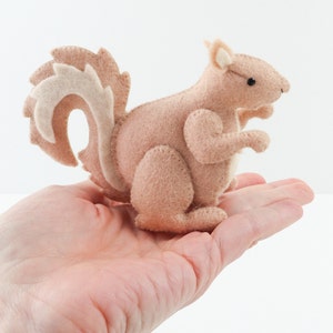 Felt Squirrel Sewing Pattern & Tutorial: DIY Woodland Mobile (PDF) - Etsy
