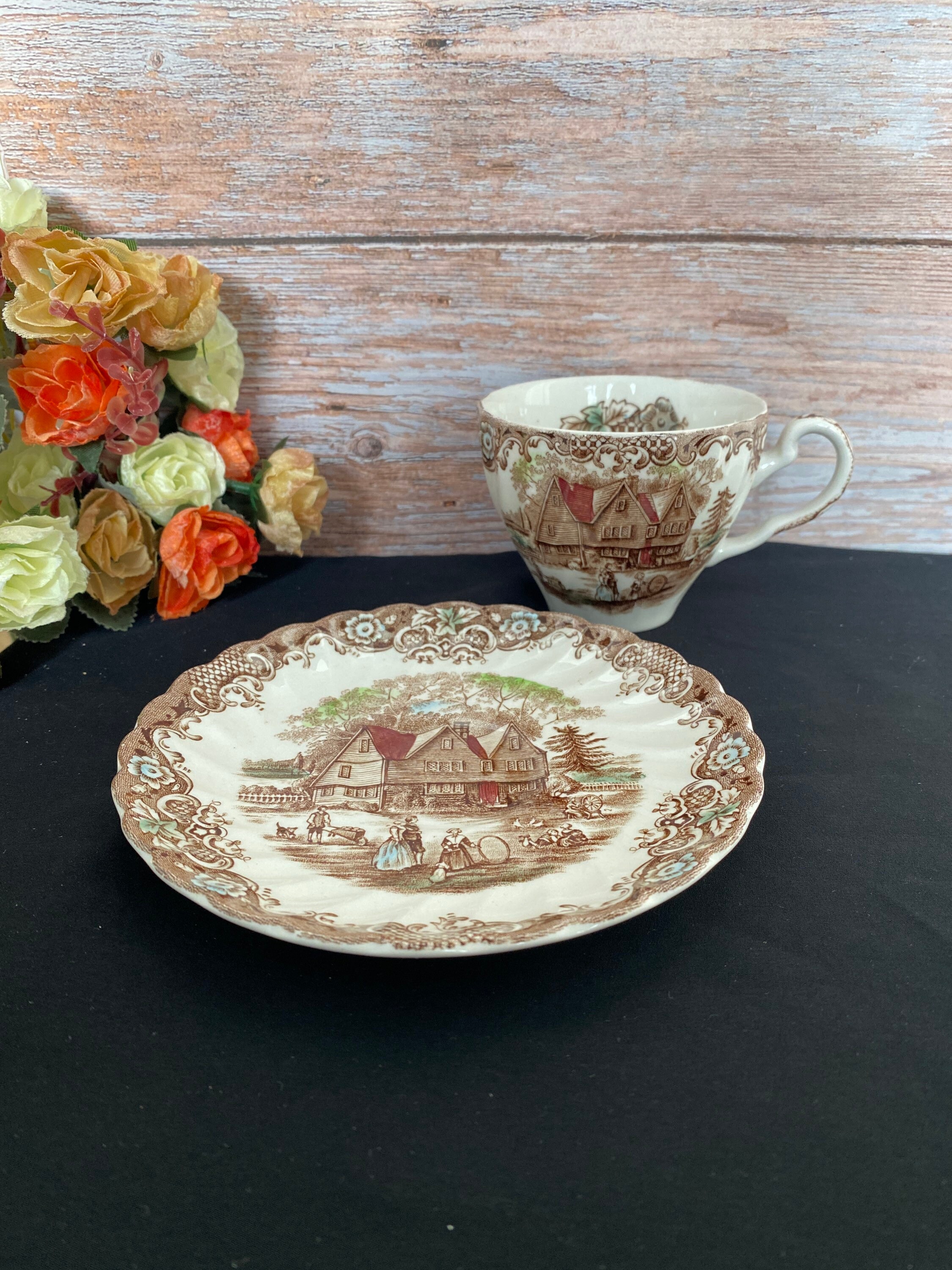 Vintage Johnson Brothers Heritage Hall Colonial Overhang English ...