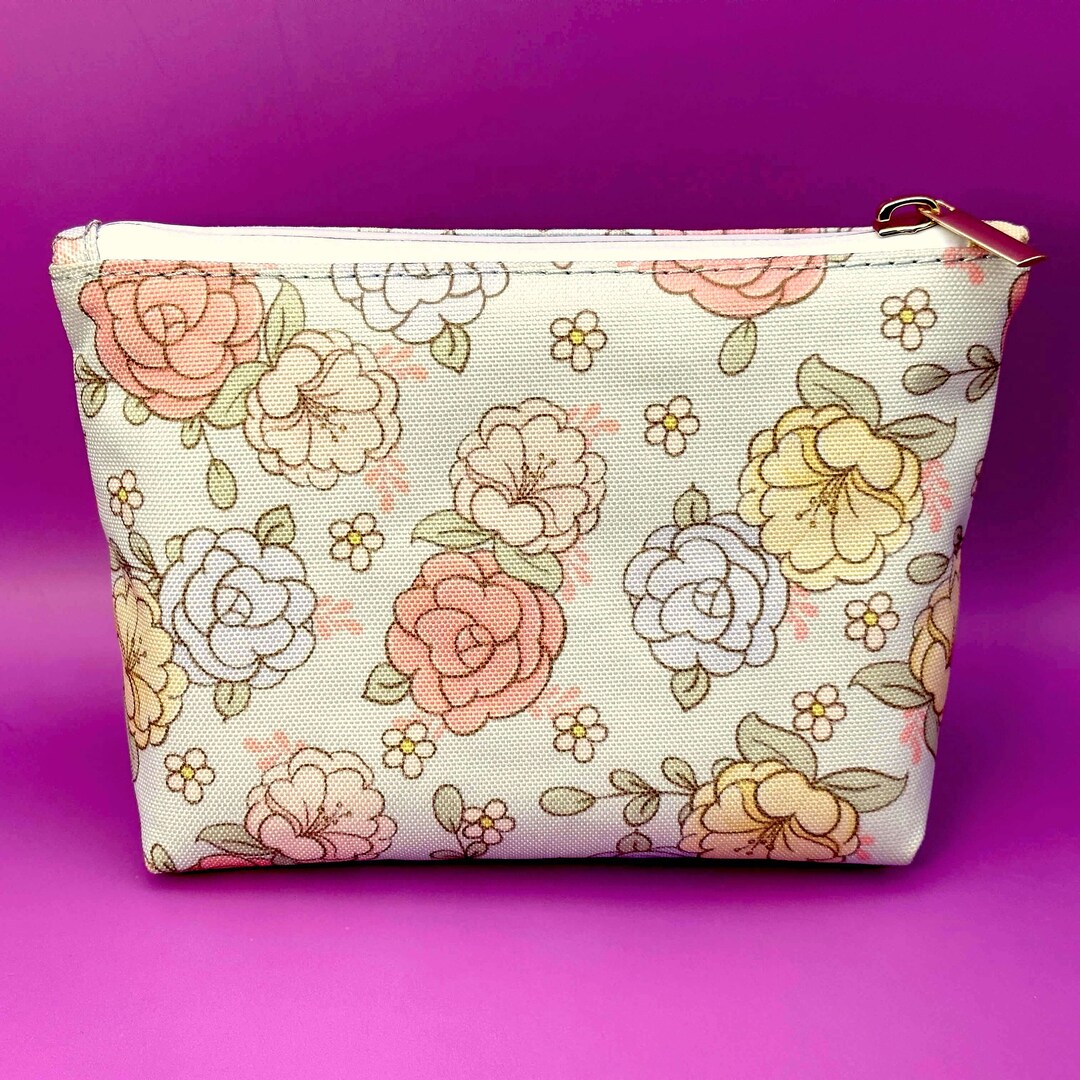 Floral Smell Proof Bag - Girly Flowers Stash Bag - Small Discreet ...