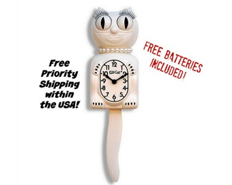 Moving Cat Tail Clock - Etsy