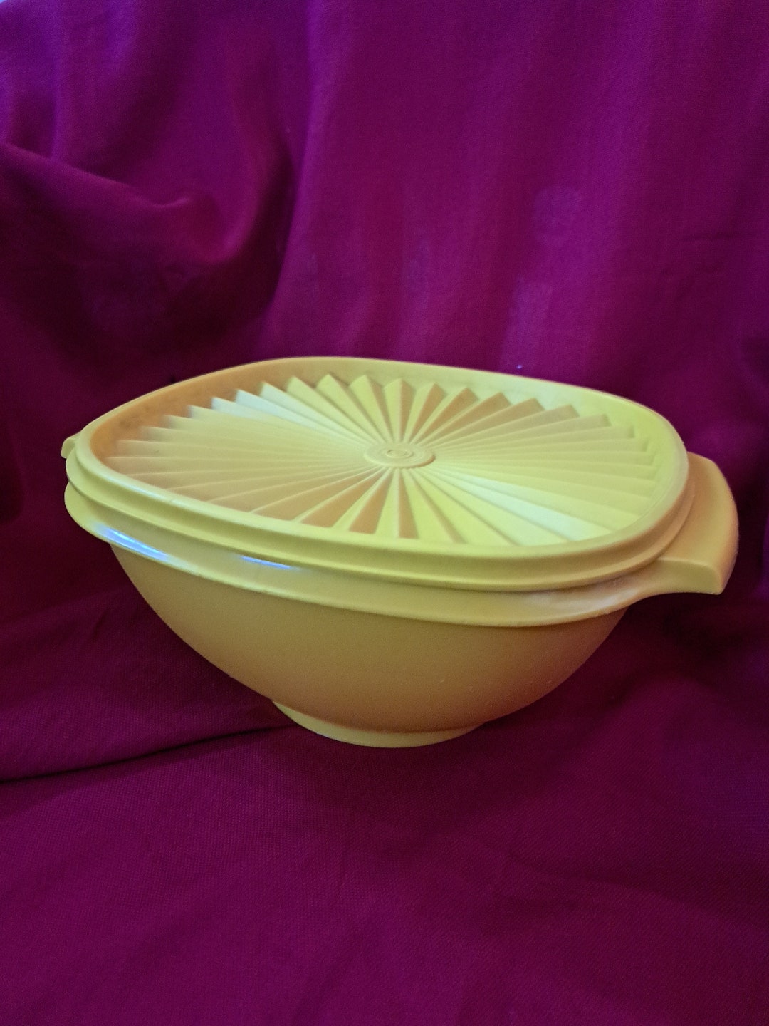 Vintage *TUPPERWARE* 1970s Servalier Mustard Yellow 24cm - Etsy
