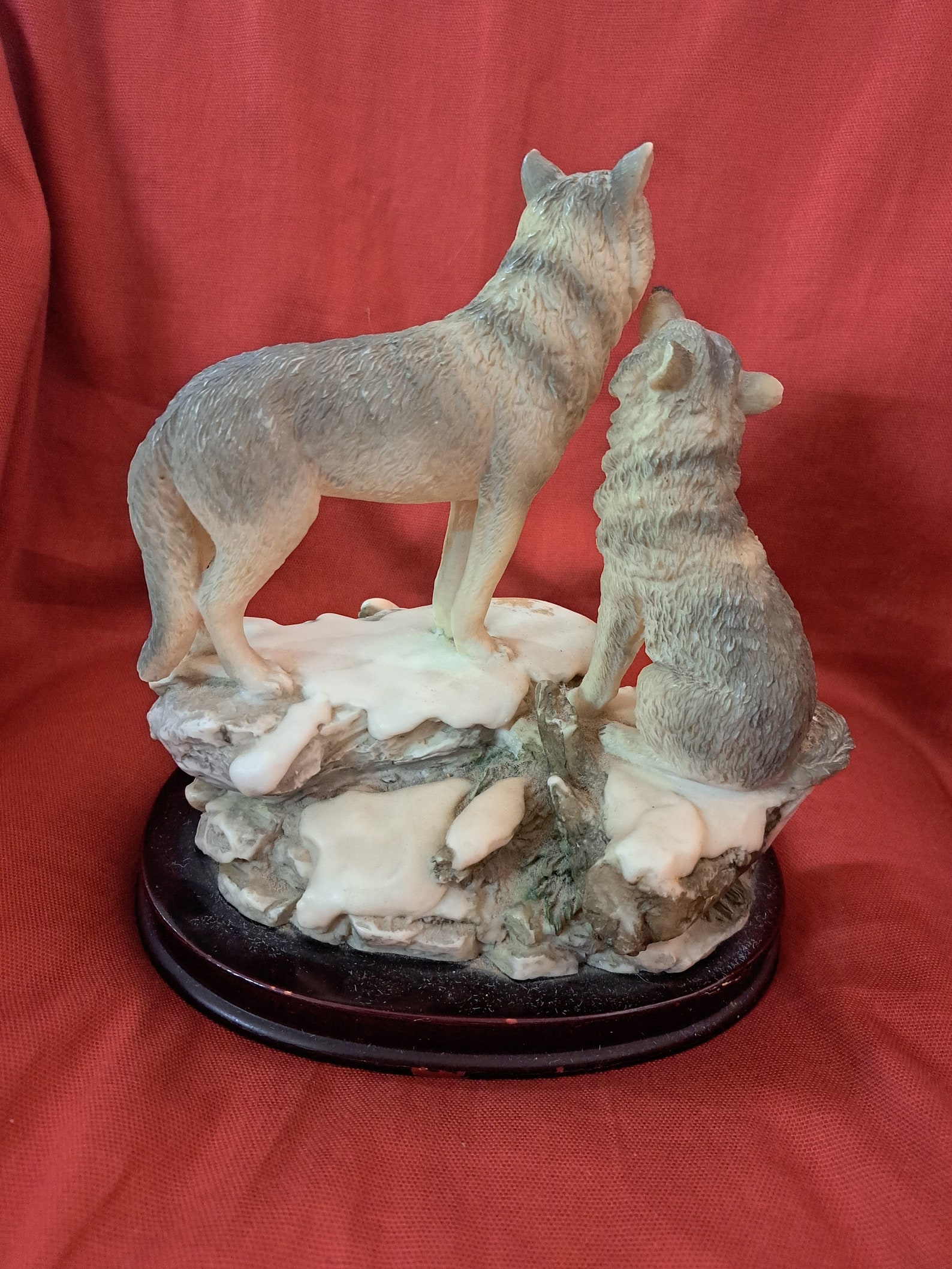Vintage JULIANA COLLECTION Wolves on Snow Covered Rocks - Etsy