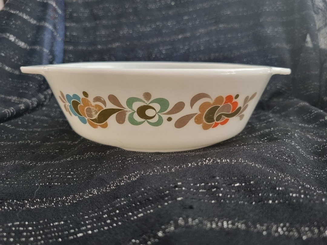 Vintage British 1970s JAJ *PYREX* Serving Dish/casserole TEMPO "carnaby ...