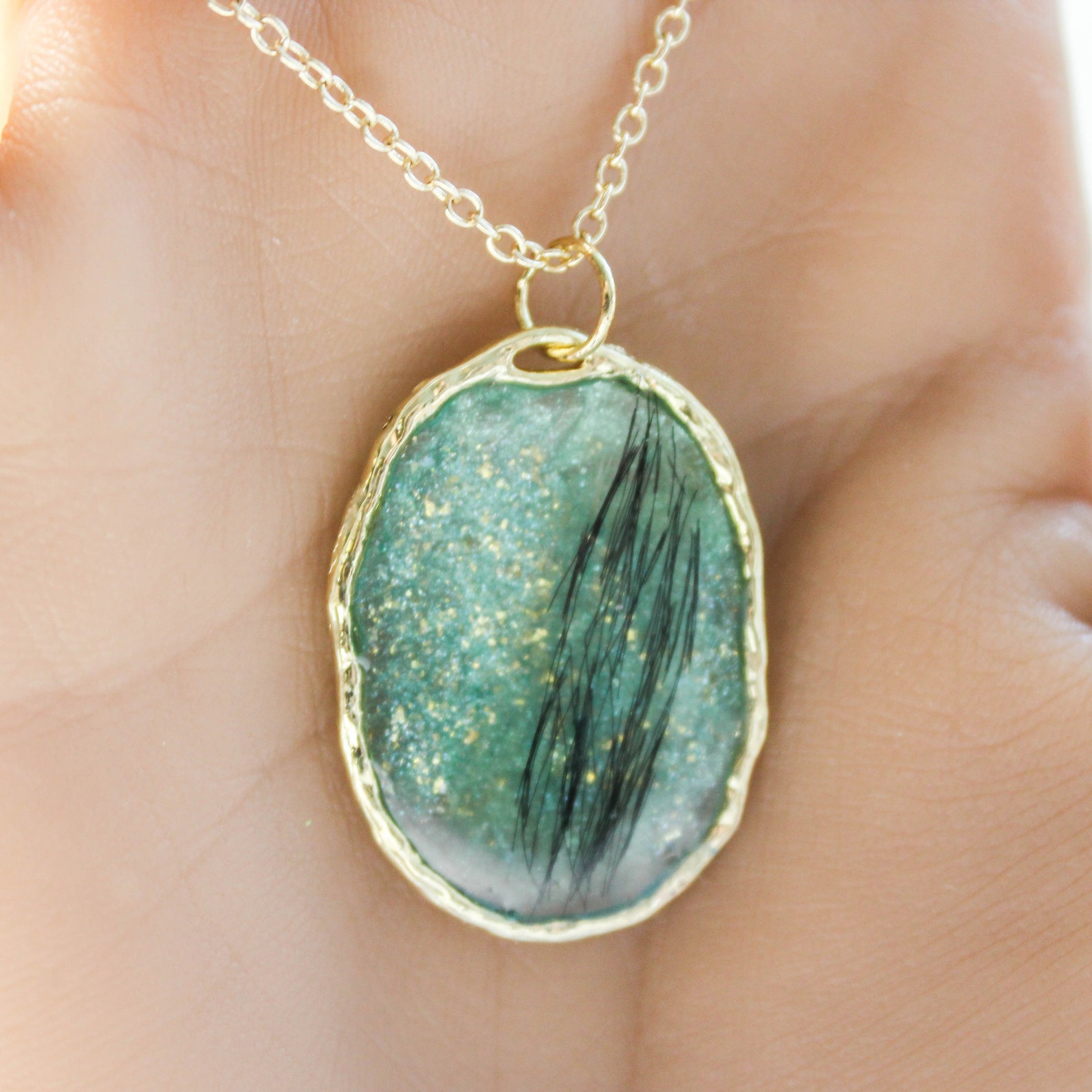 Hair Locket, Lock of Hair Keepsake, Pet Hair Memorial - Etsy