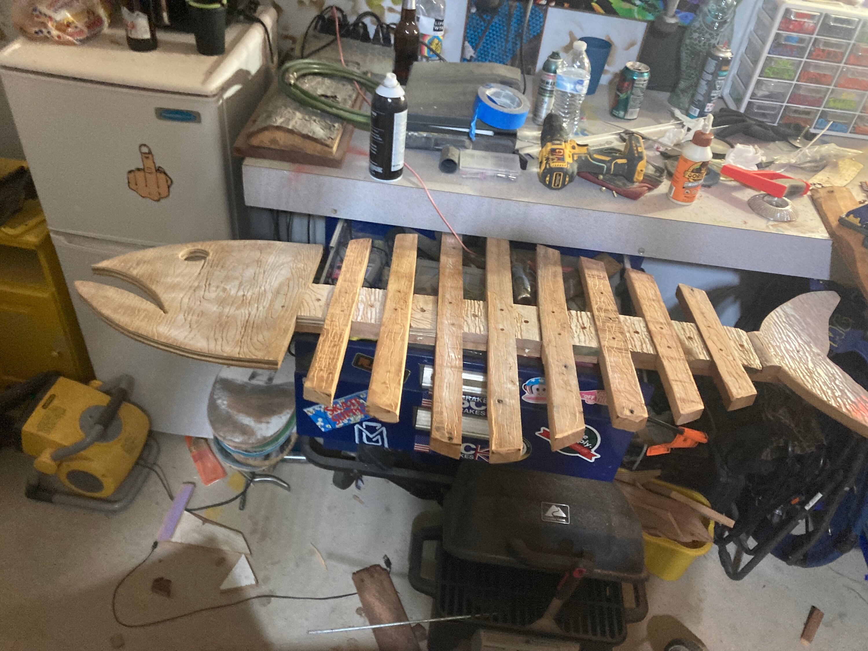Fish Bones Shelf Made From Pallets and Driftwood - Etsy
