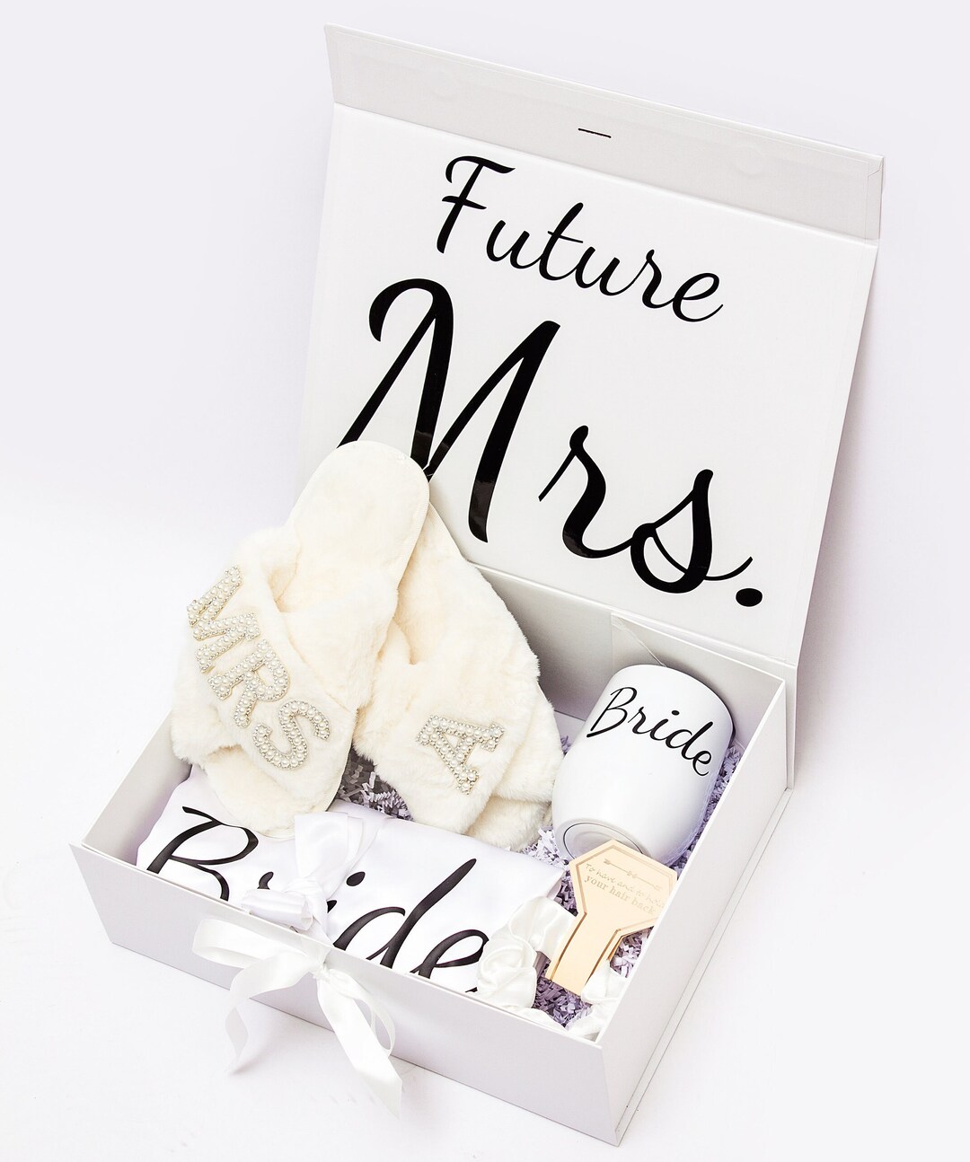 Personalized Bride Gift Box, Bachelorette Party Robes, Bride to Be ...