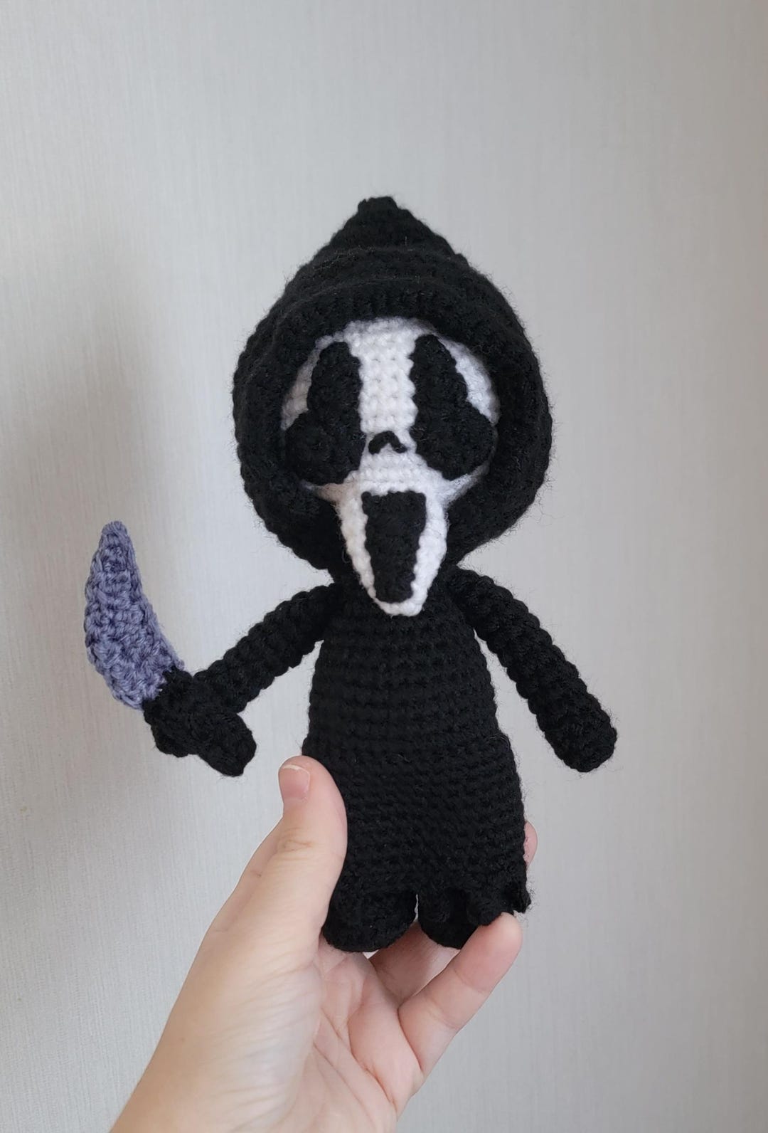 Crochet Ghostface, Mini Ghostface, Horror Decor, Horror Themed Gifts ...