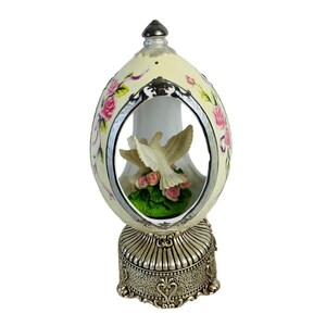 VTG Porcelain Egg Doves of Love Music Box Pedestal Base 9 Inch Bird ...