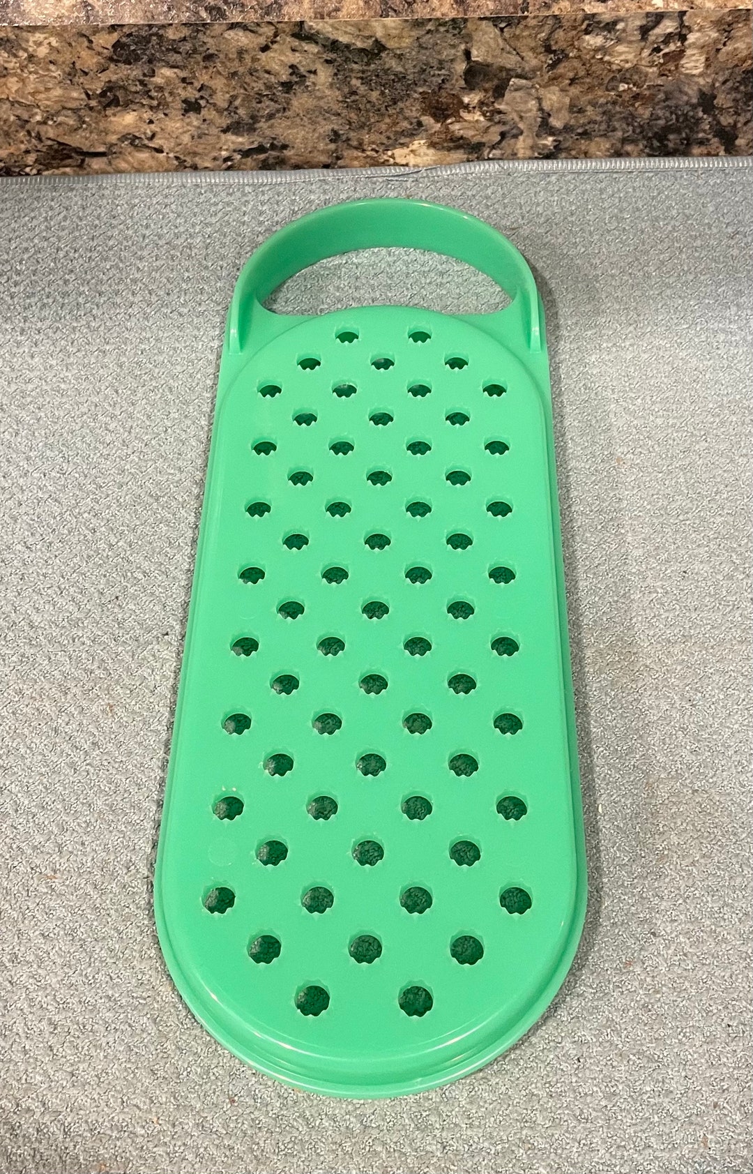 Tupperware Jadeite Green Small Grater Piece 1374 - Etsy