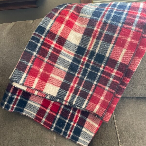 Red and White Throw - Etsy