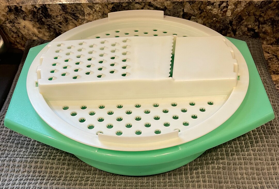 Vintage Tupperware Jadeite Green Grater White Grater Top - Etsy