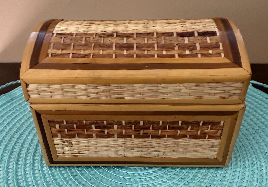 Woven Wicker Trinket Box - Etsy