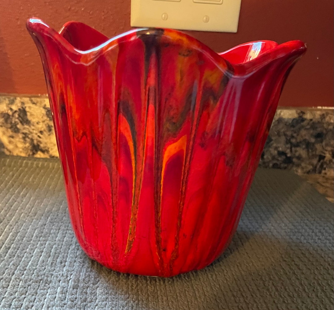 Vintage USA Pottery Ceramic Red Drip Glaze Planter 1064 - Etsy
