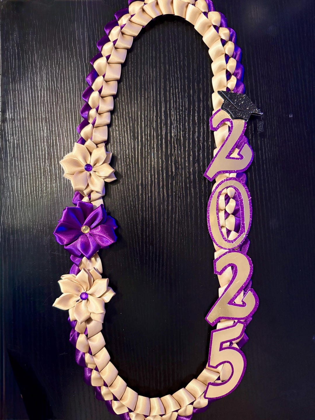 Handmade Graduation Ribbon Lei – Custom Lei With Flowers, Class of 2026 ...