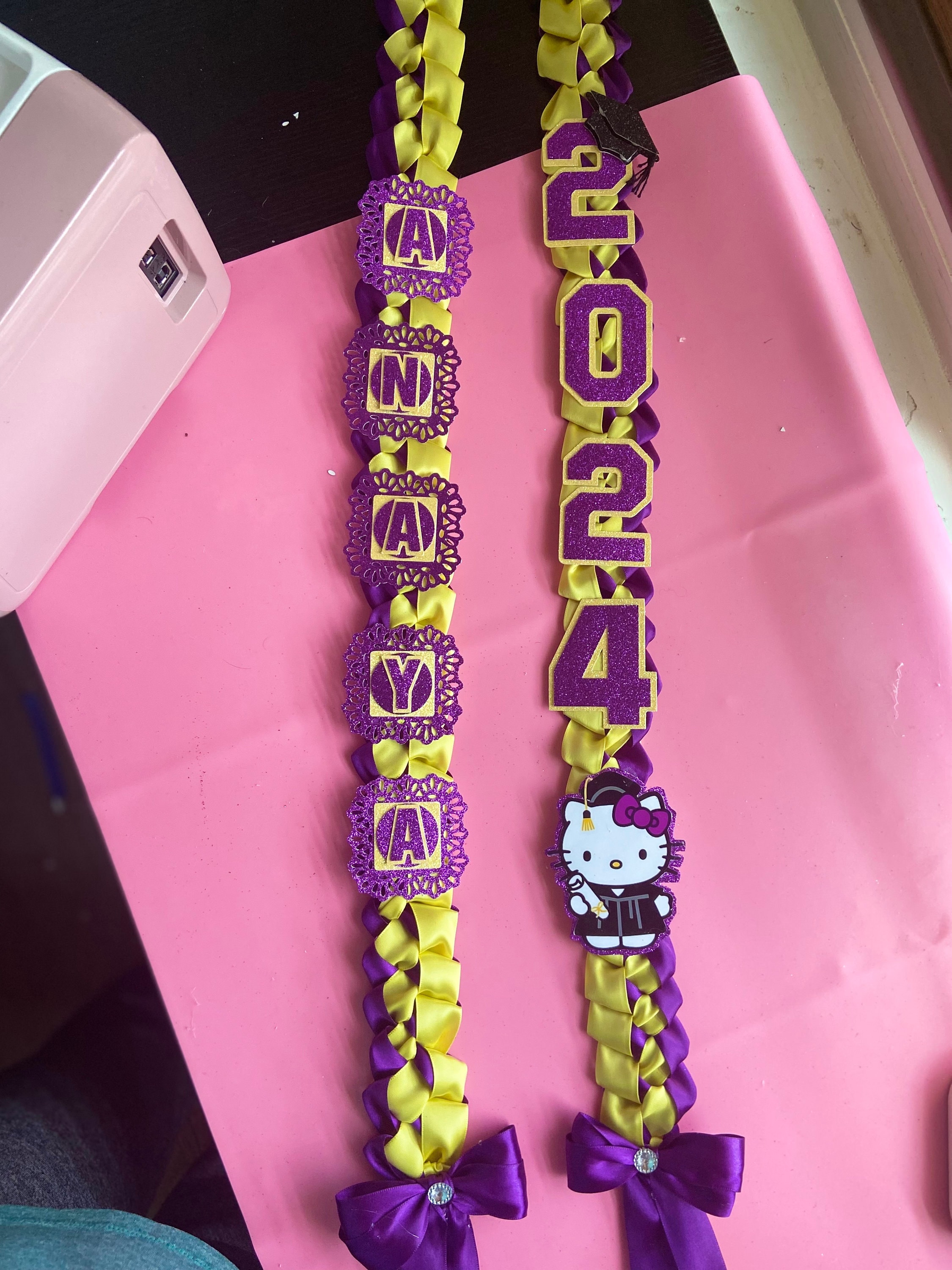 Graduation Lei Character - Etsy