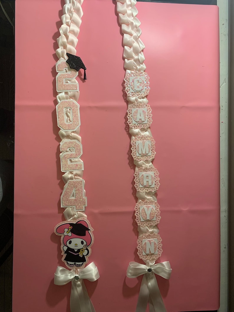 Graduation Lei Character - Etsy