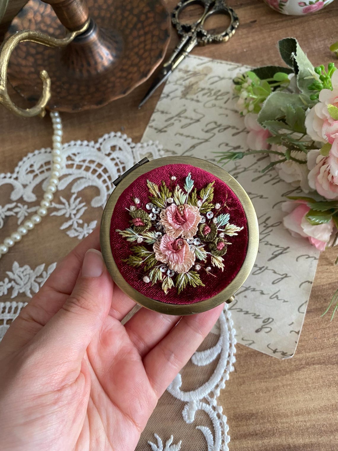 Embroidered Vintage 3D Roses Hand Mirror / Antique Vintage Unique ...