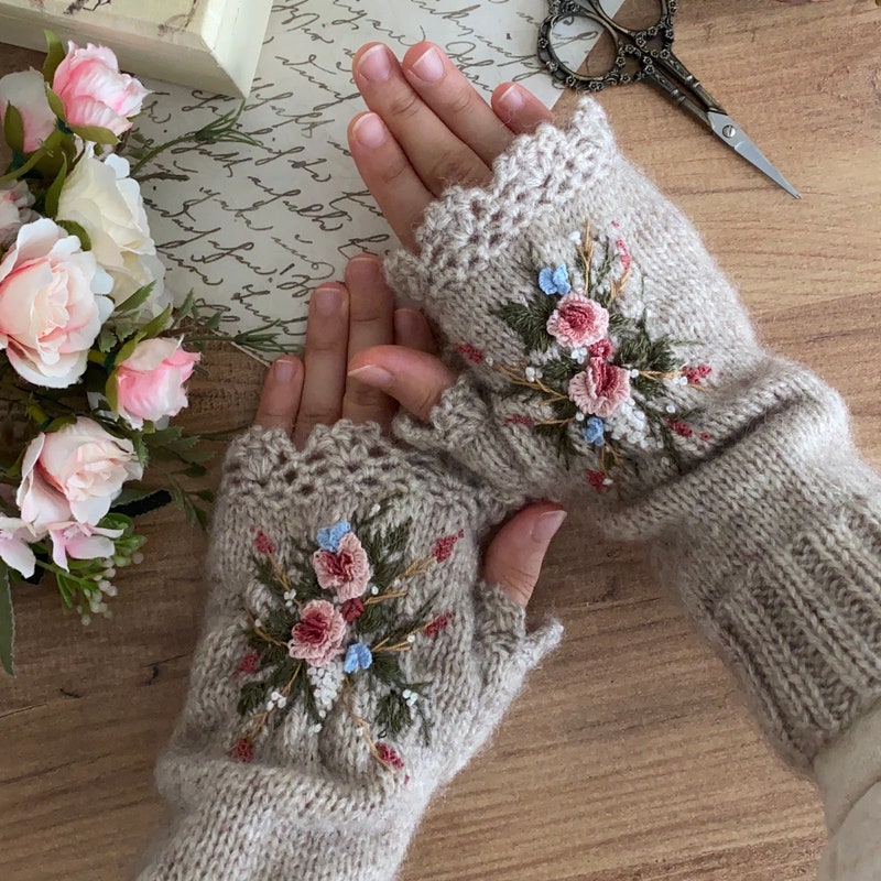 Embroidered Gloves - Etsy