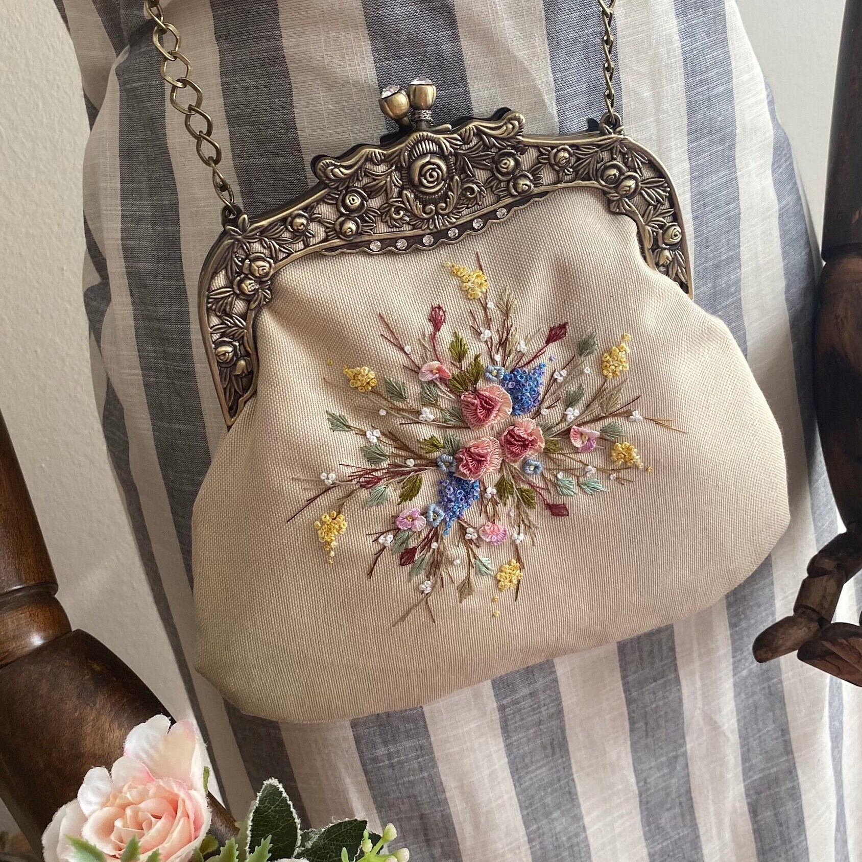Handmade Floral Embroidered Bag Embroidered Crossbody Bag Vintage ...