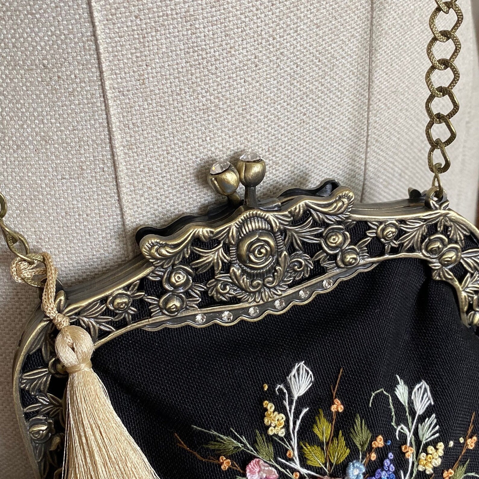 Handmade Floral Embroidered Bag Embroidered Crossbody Bag Vintage Black ...
