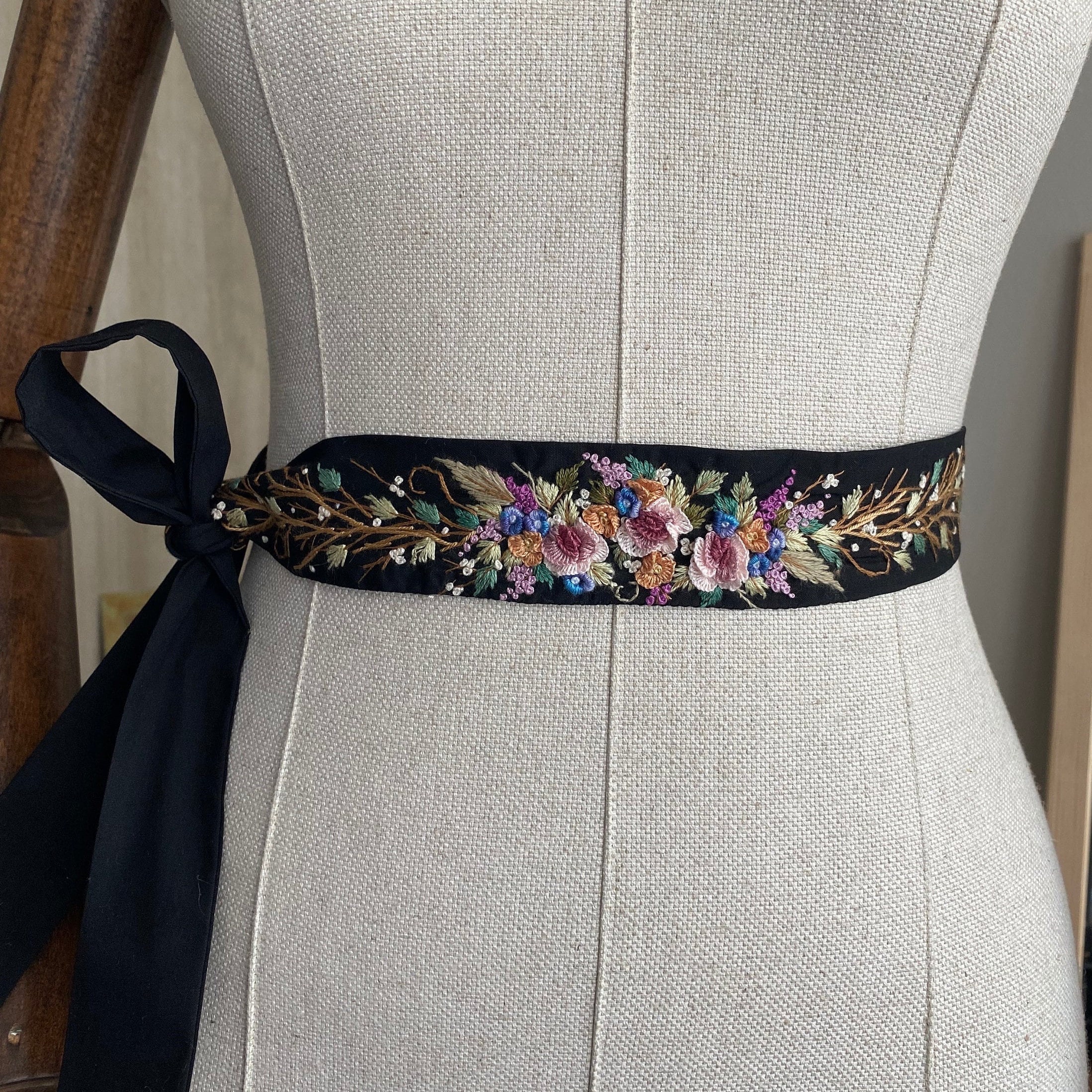 Handmade Belt -floral Hand Embroidered Foulard -handmade Embroidered ...