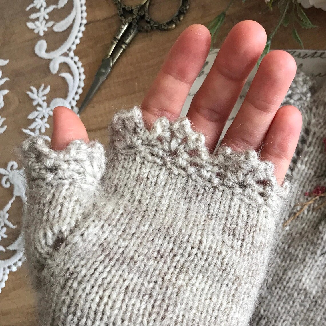 Embroidered Mittens / Handmade Mittens / Embroidered Gloves - Etsy