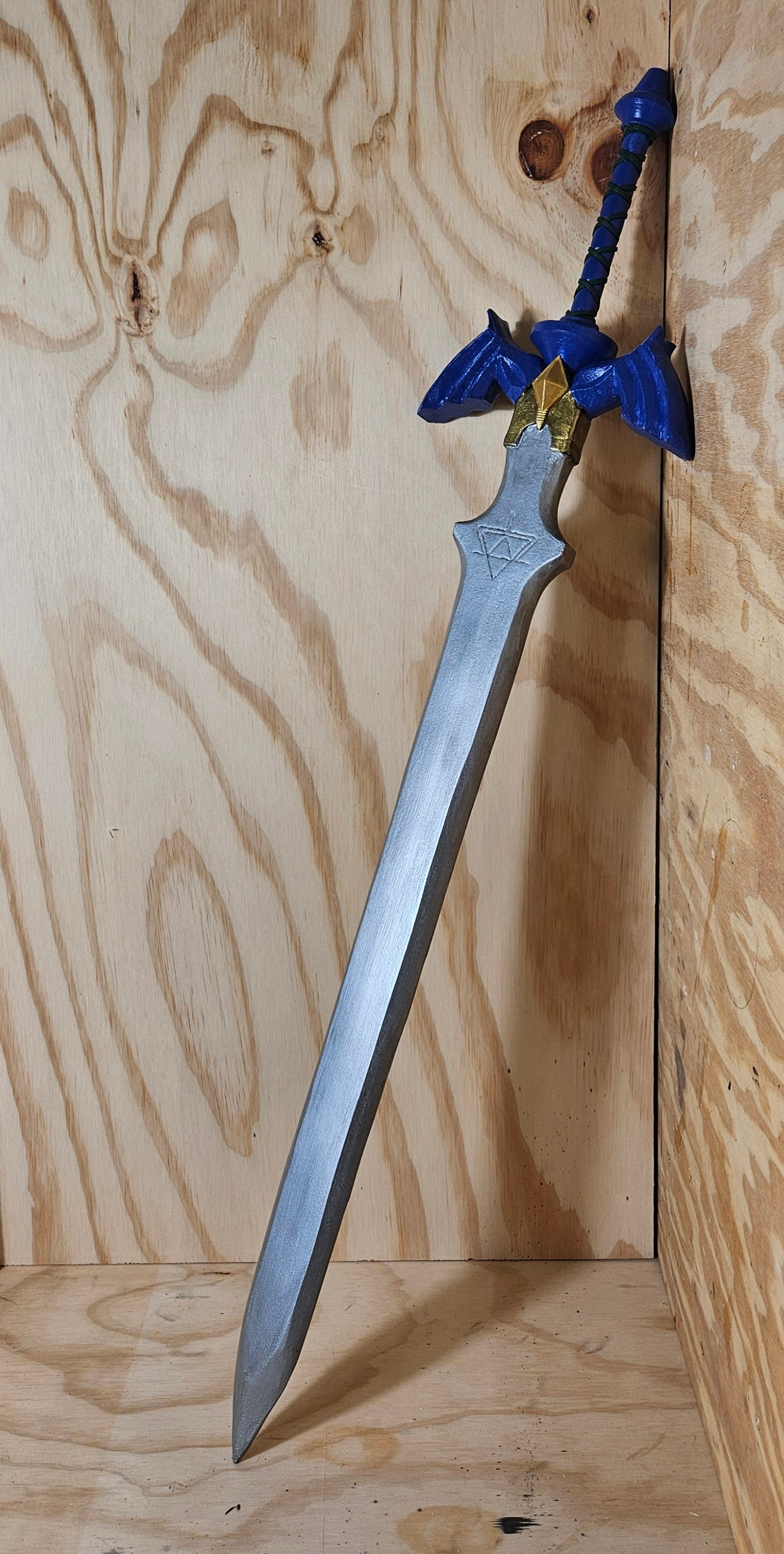 Legend of Zelda Master Sword and Hylian Shield EVA Foam Replicas - Etsy